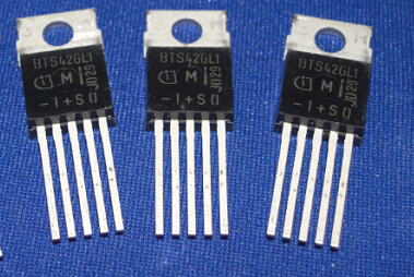 How to Repair BMW Light Control Module (LCM) On E39 - Auto Repair ...