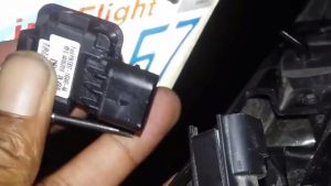 Ford Explorer Rearview Backup Camera Replacement - Auto Repair ...