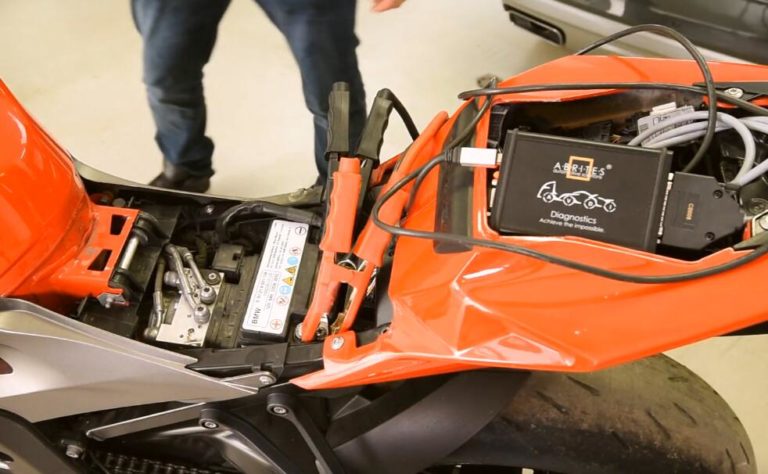 BMW S1000R Motorbike All Key Lost Programming by AVDI - Auto Repair ...