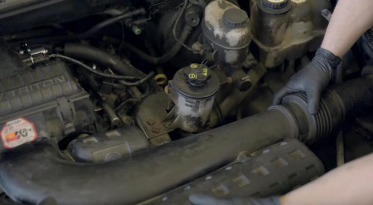How to Replace Camshaft Position Sensor on Ford F-150 2004 - Auto ...