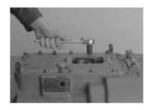 Eaton Fuller Heavy Duty Transmission Shift Bar Housing Removal Guide ...