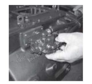 Eaton Heavy Duty Transmission TRSM1500 Shift Bar Housing Installation ...